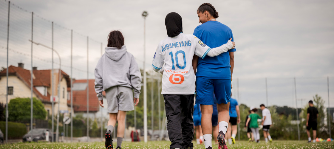 Breaking Grounds — Social Change through Sport - Kicken ohne Grenzen ...